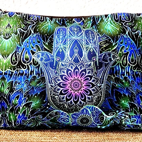 Bags | Adorable Mandala Makeup Bag Roomy And Water Resistant Travel ...